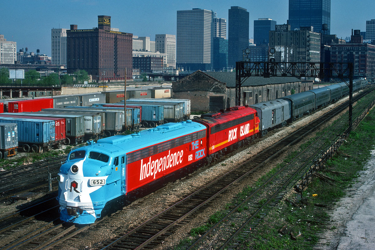 Rock Island 652 (wearing CRIP's bicentennial livery) takes a break in Chicago's "Rocket House ...